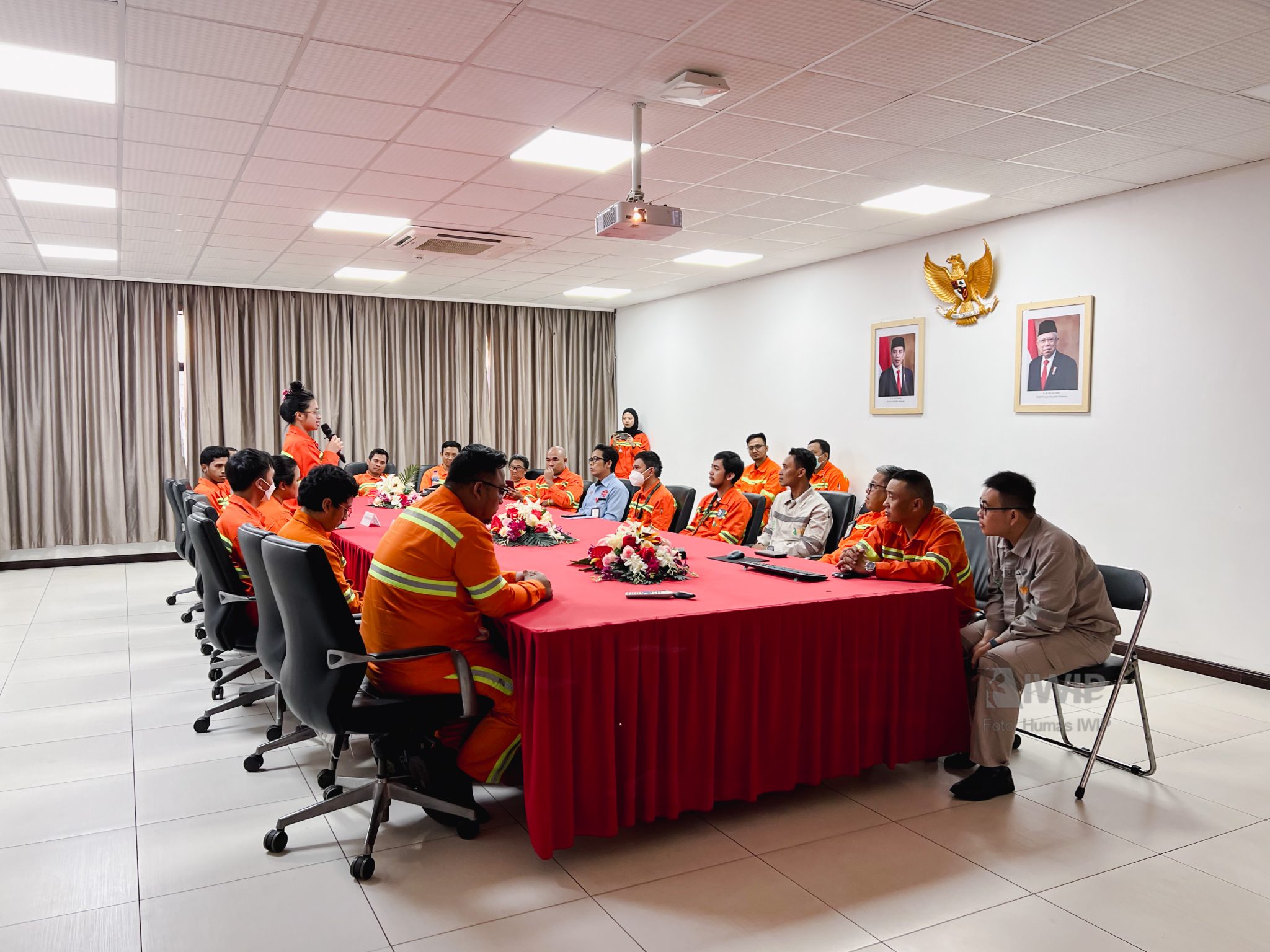 Fresh Graduate Development Program Departemen HSE IWIP - PT Indonesia ...